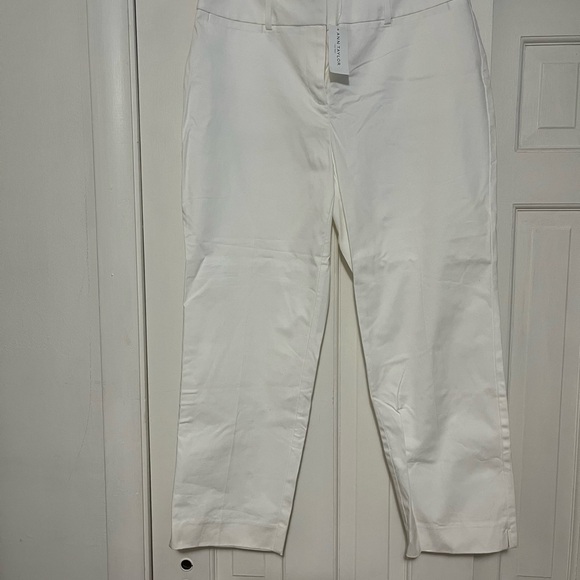 Ann Taylor | Pants & Jumpsuits | Ann Taylor White Cropped Curvy Fit ...
